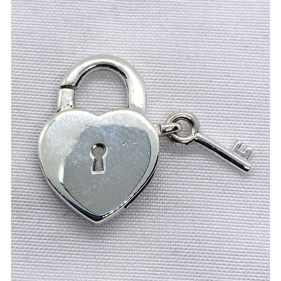 Tiffany & Co. | Jewelry | Tiffany Co Sterling Silver 925 Pad Lock Heart ...